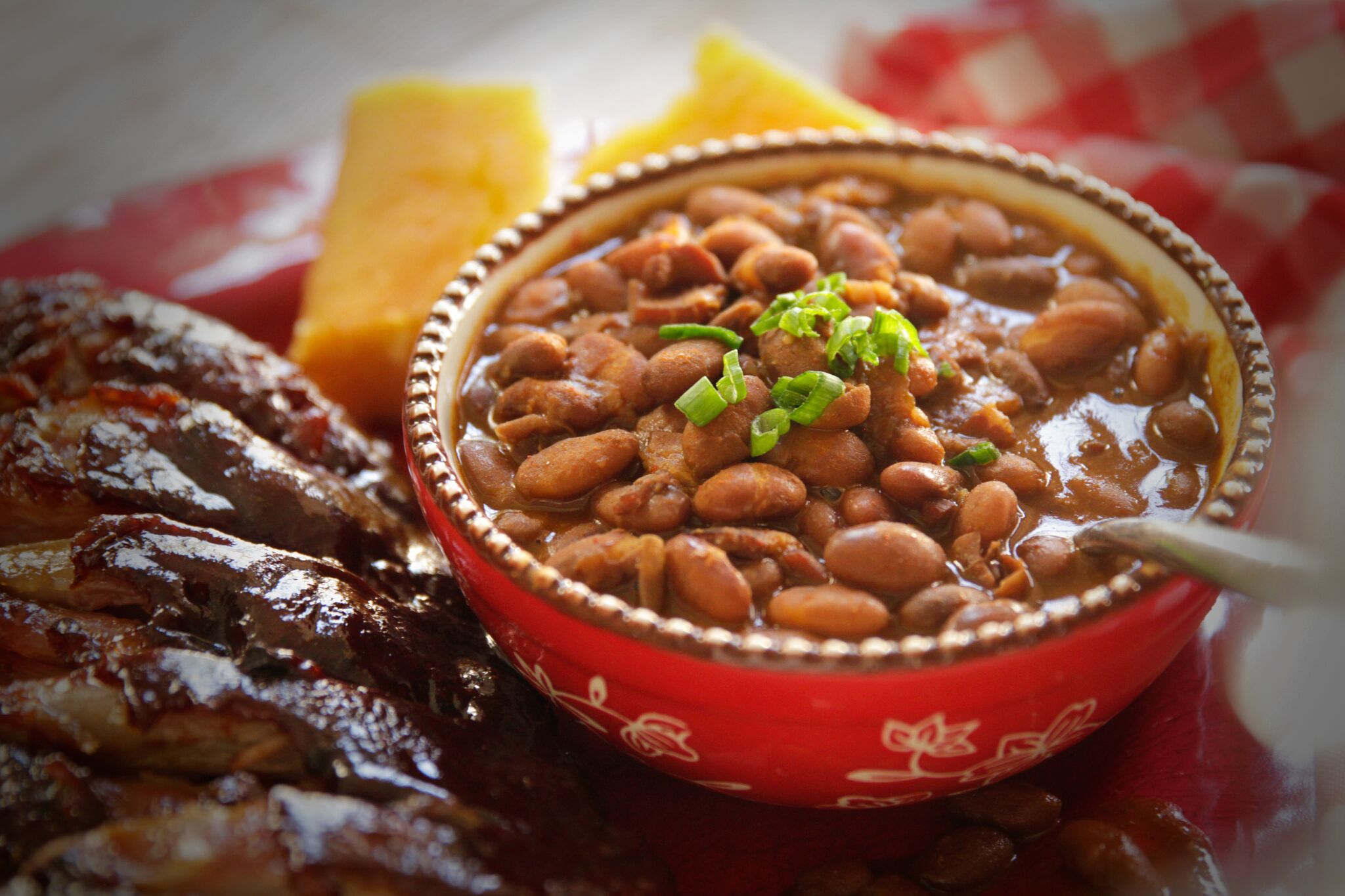 Elizabeth’s Perfectly Pink BBQ Beans :: Recipes :: Camellia Brand