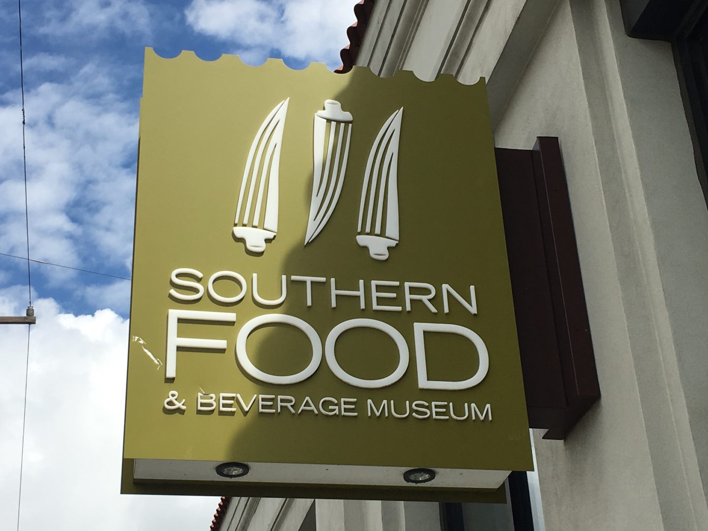 Red Bean Hall of Fame: Buster Holmes, Red Bean King :: post :: Camellia ...