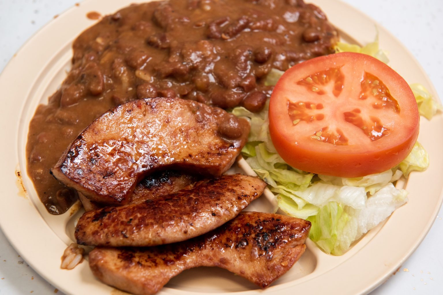 Leni’s Cafe: An Old-School Diner With Time-Tested Red Beans | Camellia ...